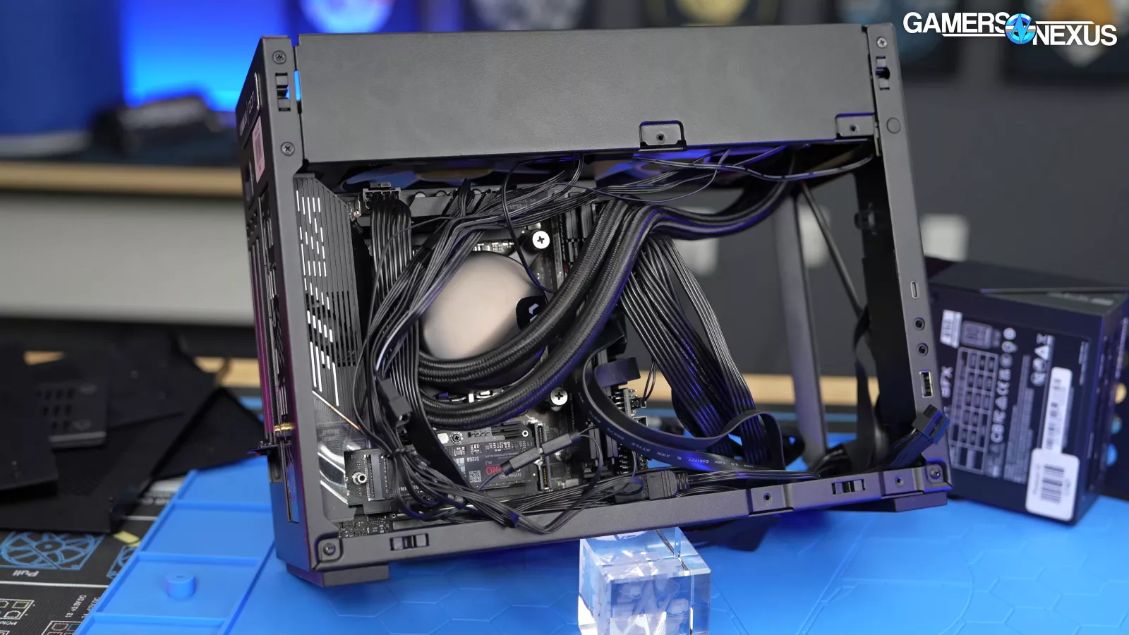 Water Cooled Mini-ITX Review: Dan Case A4-H2O Thermals, Noise, & Cable ...