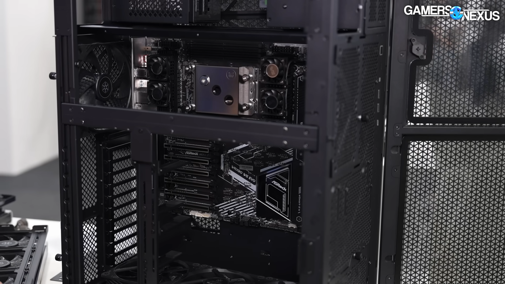 Silverstone's Cases Are Wild: Alta D1, CW04, Fara 514X, & $60 515X ...