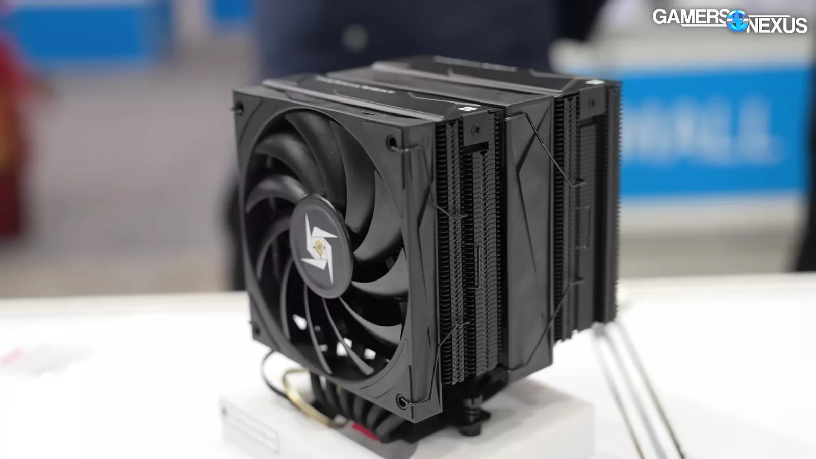 Thermalright's Completely Insane Approach to CPU Coolers is Working | Royal Pretor 130 & More ...
