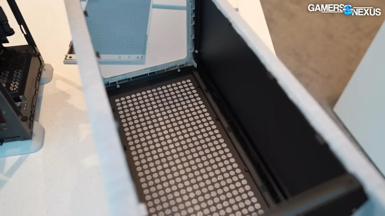 Impressive Fractal Era 2 & Mood Mini Cases | GamersNexus