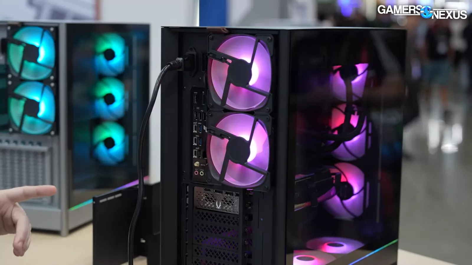 New Montech King 65 Pro, King 95 Mega, Sky 3 PC Cases | Computex 2024 ...