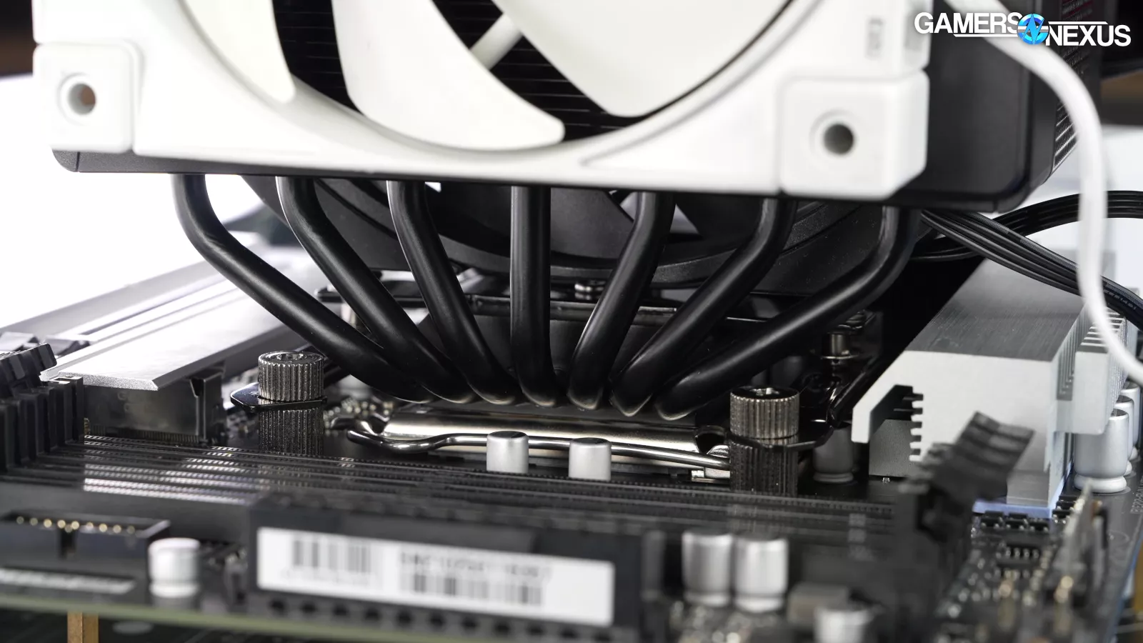 Mega Size Air Cooler: Deepcool Assassin IV CPU Cooler Review ...