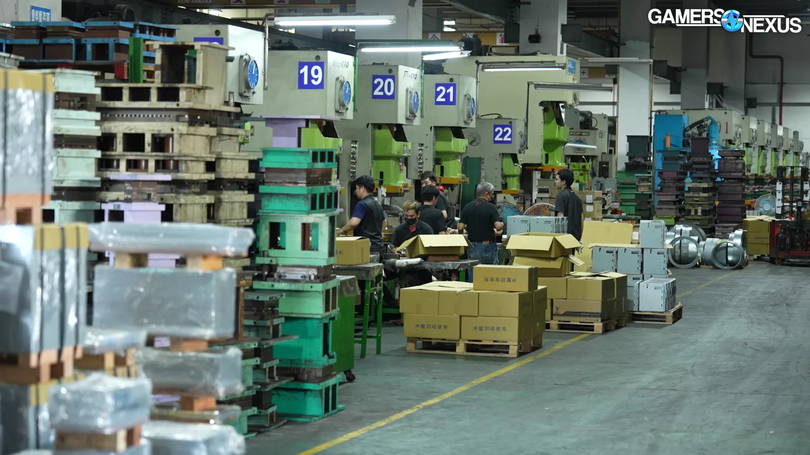 HUGE Computer Server Factory | Watch How It's Made: Cases & Servers ...