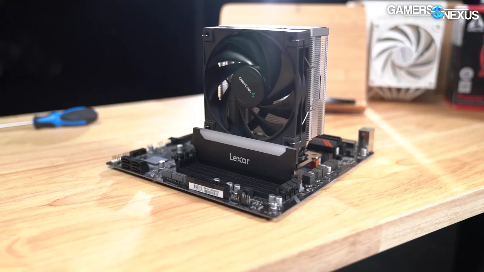 Best Cheap CPU Coolers Benchmarked: Deepcool AK400 Review | GamersNexus