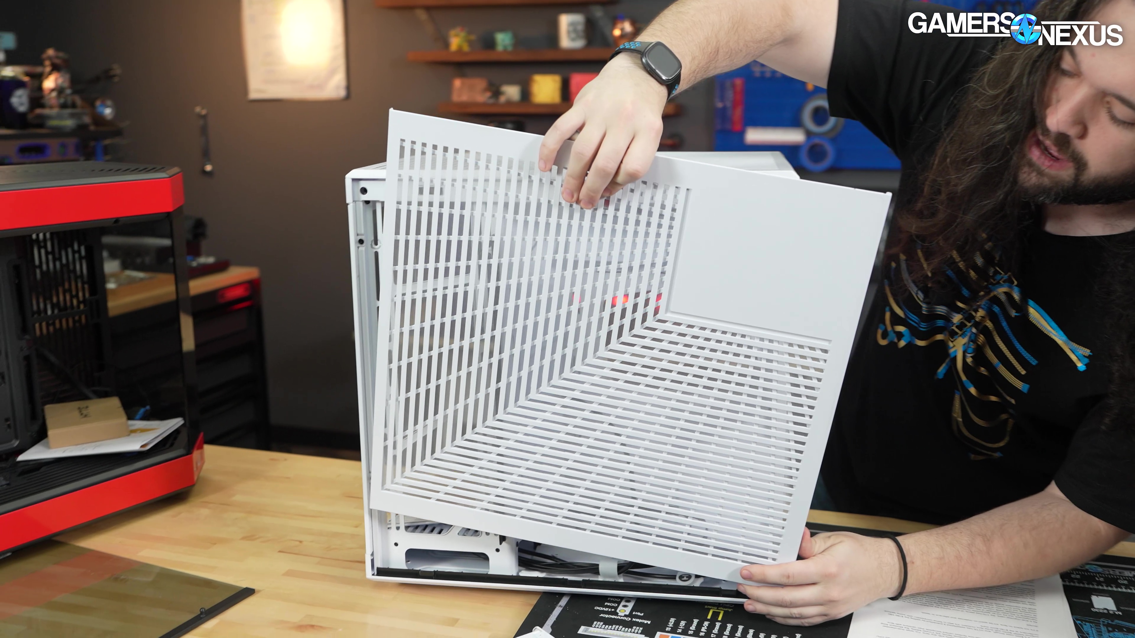Hyte Y70 Case Review: Thermal Benchmarks, Cable Management, & Build ...