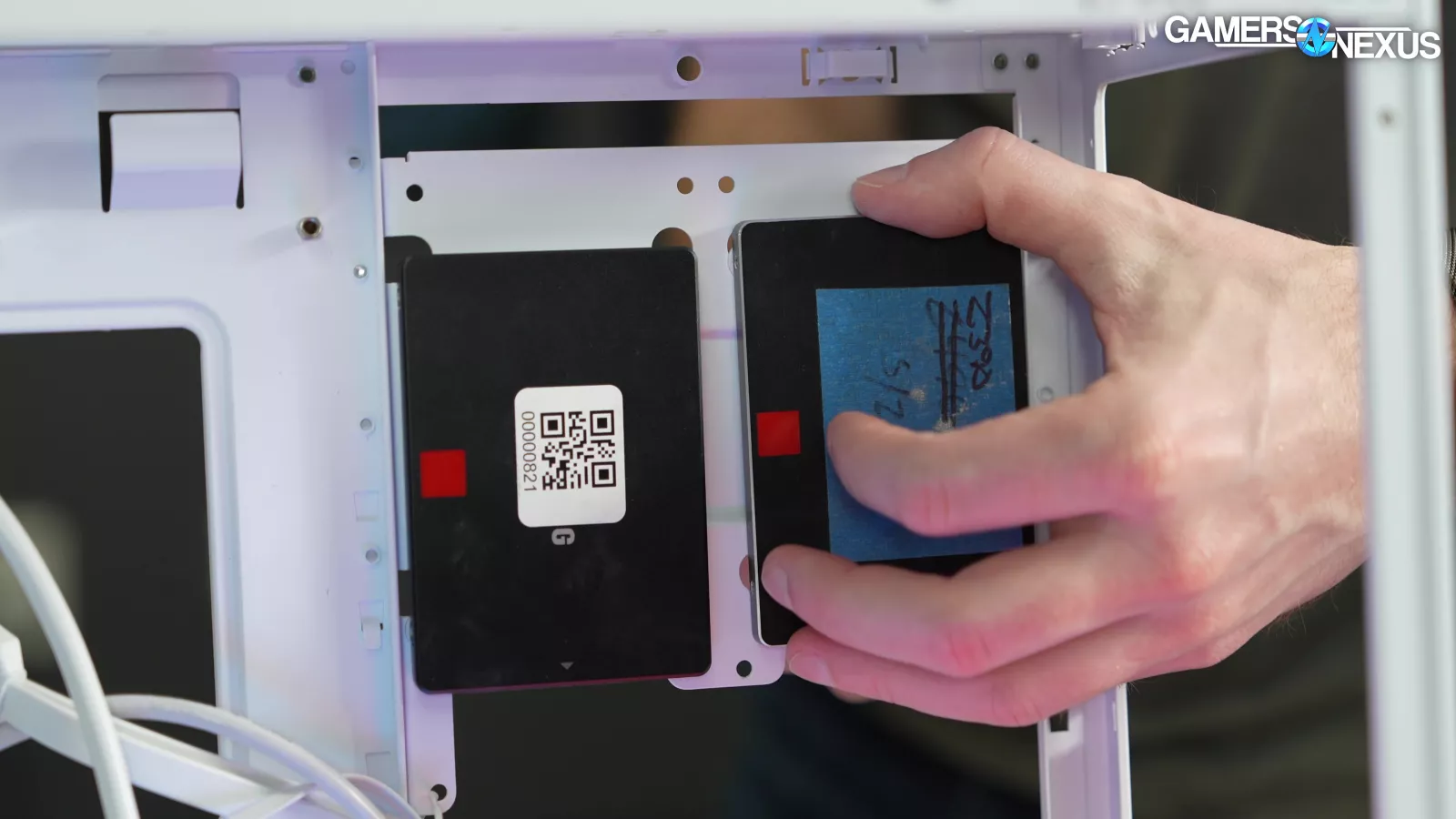 Excellent Budget Case: Lian Li DAN A3-mATX Review & Benchmarks ...