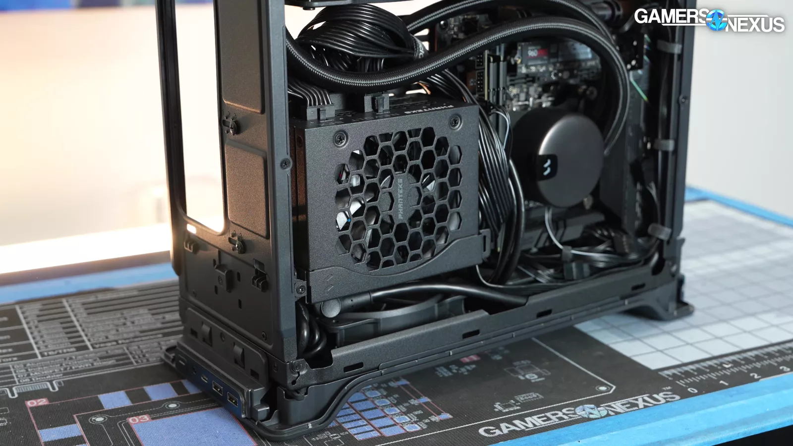 Fractal's Excellent Era 2 Case: Review, Thermal Benchmarks, Cable ...