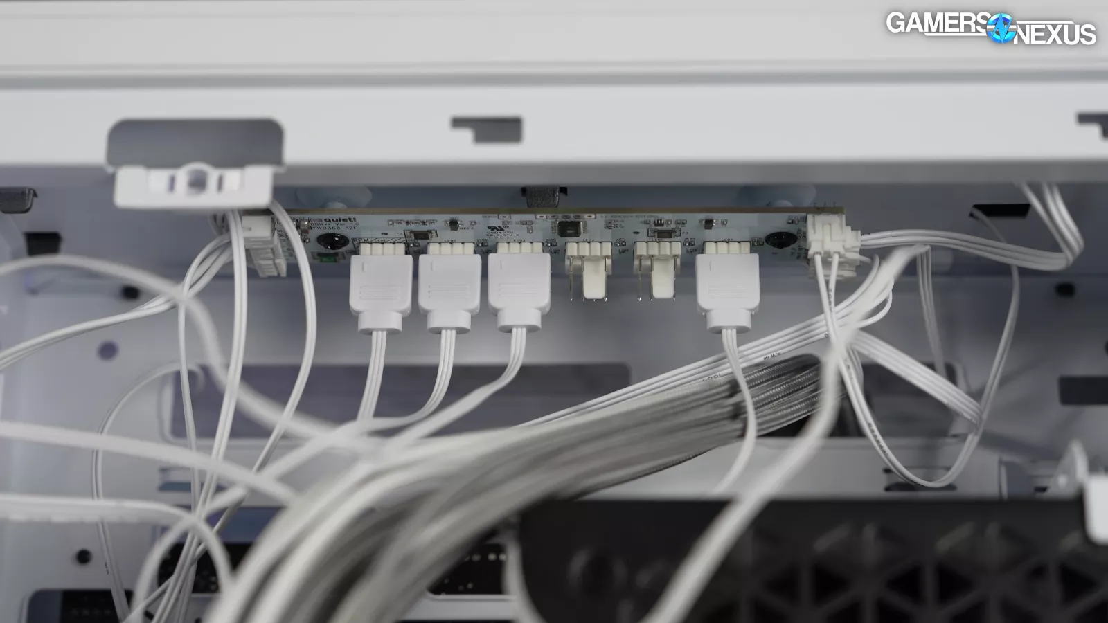 Innovative: be quiet! Light Base 600 Case Review & Benchmarks | GamersNexus