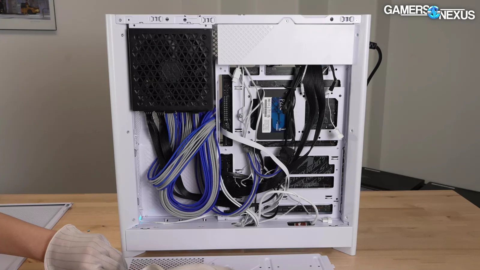 Montech HS01 Pro & HS02 Pro Case Review: Thermal Benchmarks, Build ...