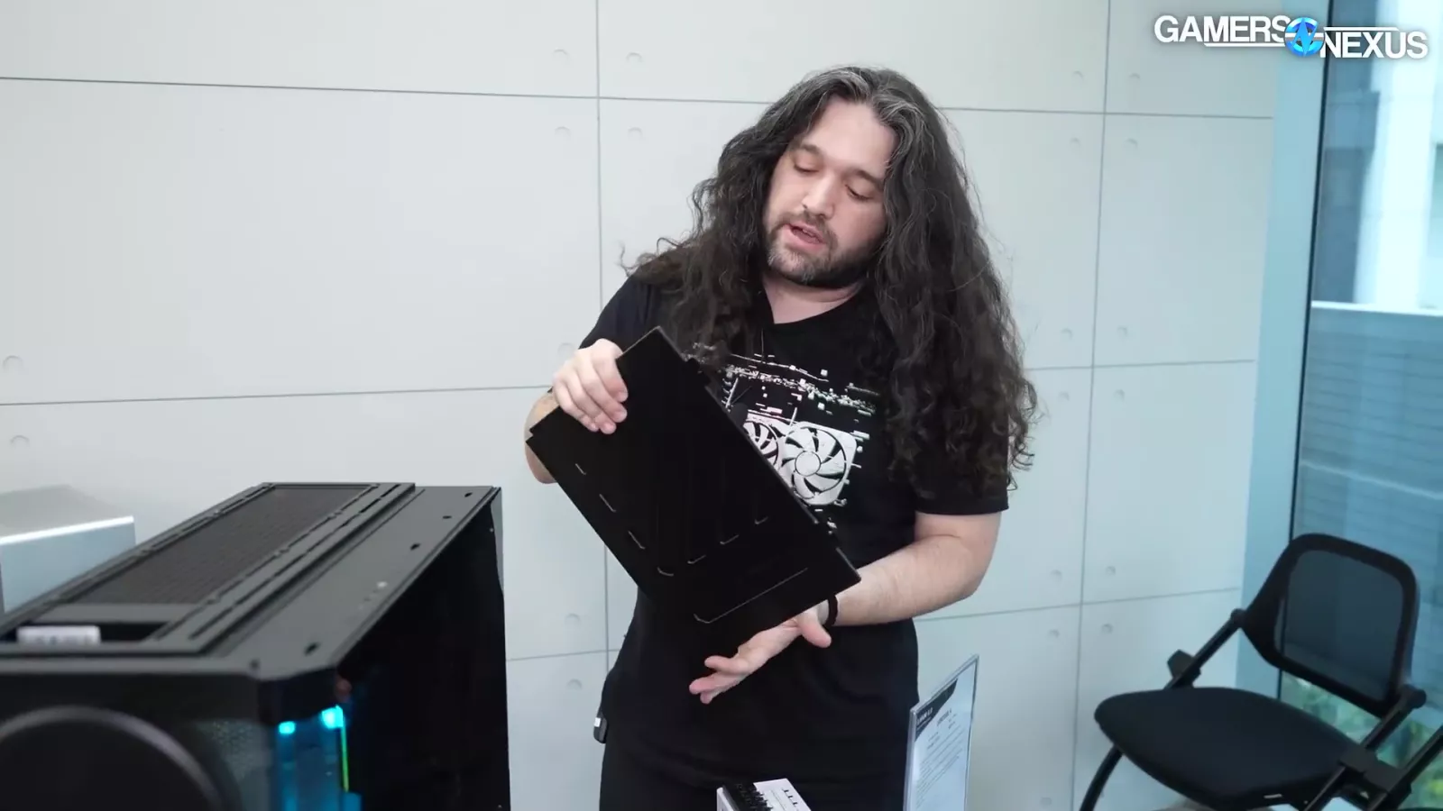 Lian Li Lancool 4 Has Fans in Glass, 217 Infinity, DAN B4, and $45 Case ...