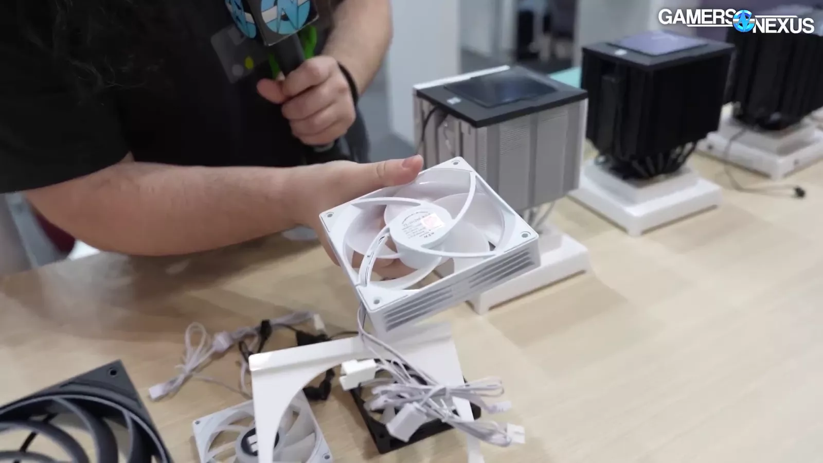 Thermalright is a Menace: Dozens of New Coolers, New Case, 17-Blade Fan ...