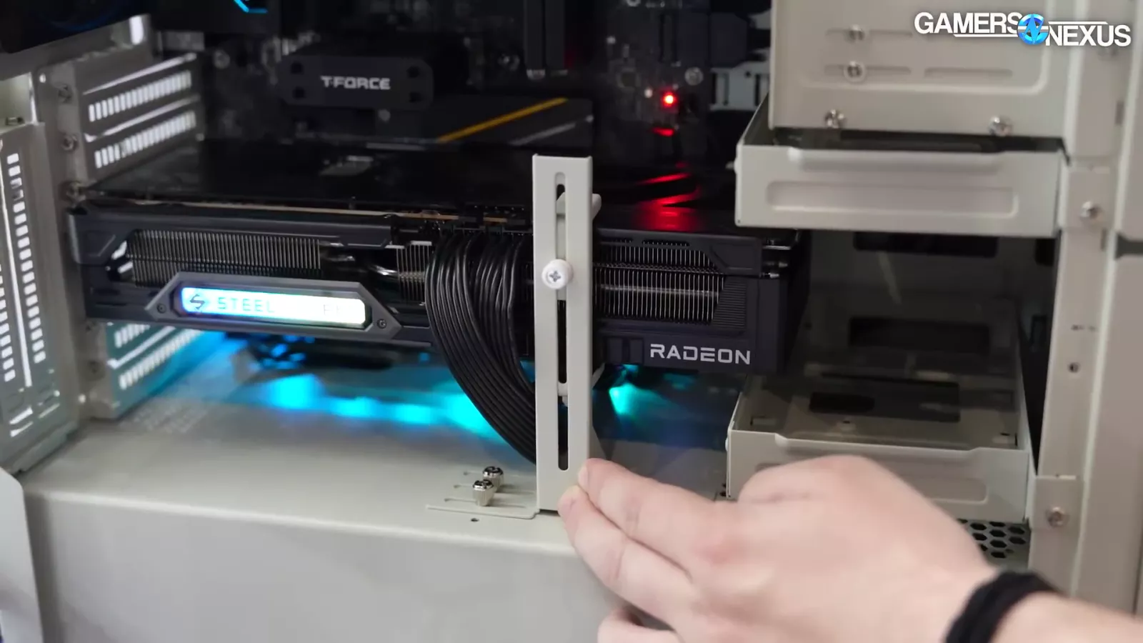 Unironically the Best Case: Retro Silverstone FLP02 with Turbo Button ...