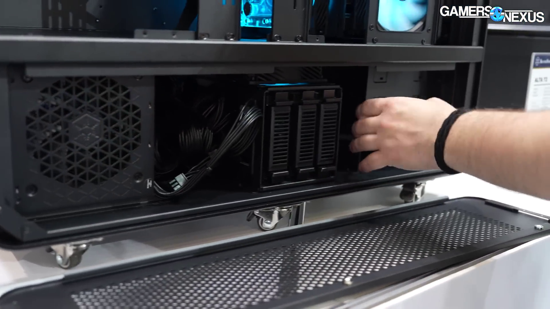 Unironically the Best Case: Retro Silverstone FLP02 with Turbo Button ...