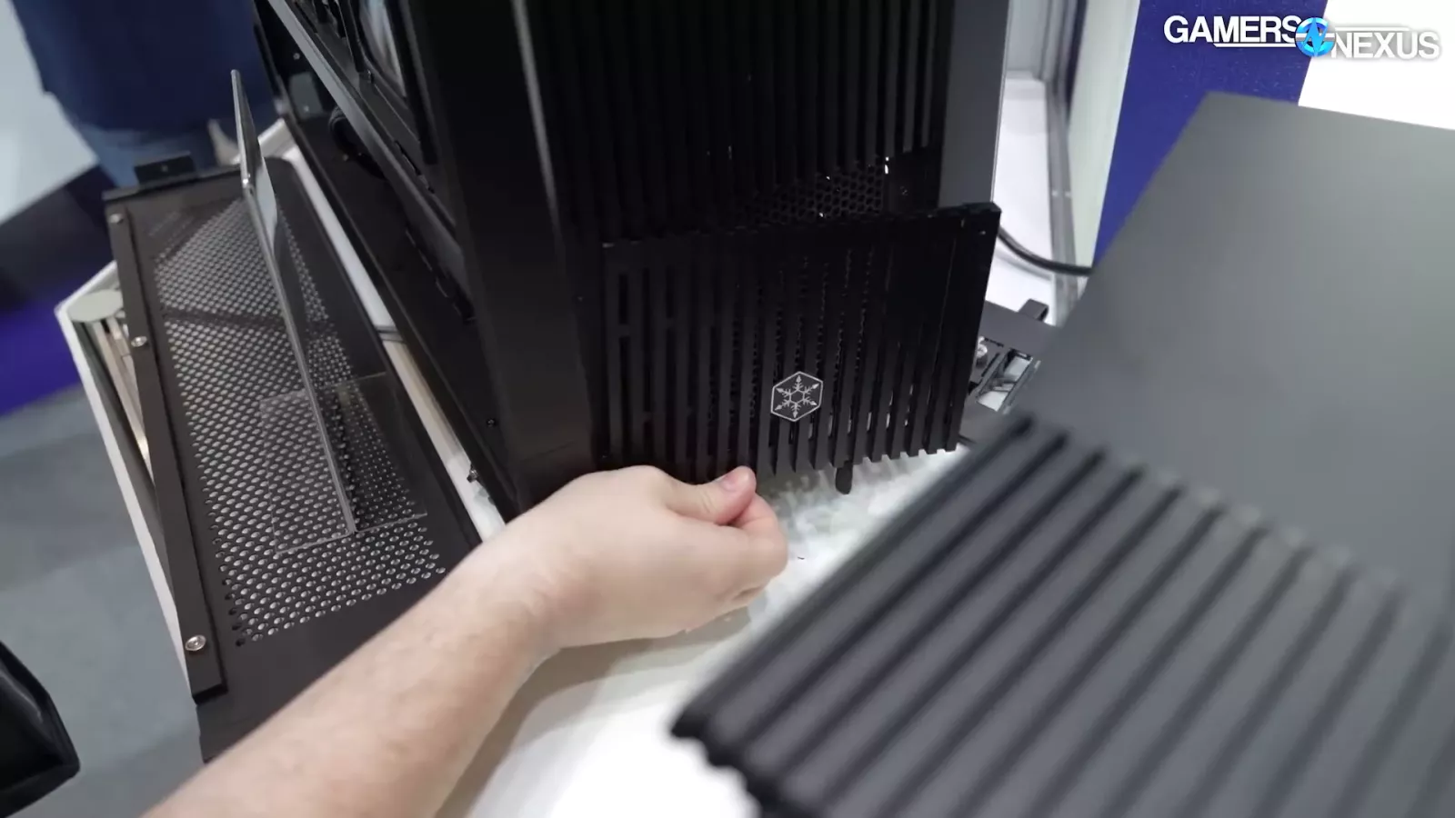 Unironically the Best Case: Retro Silverstone FLP02 with Turbo Button ...