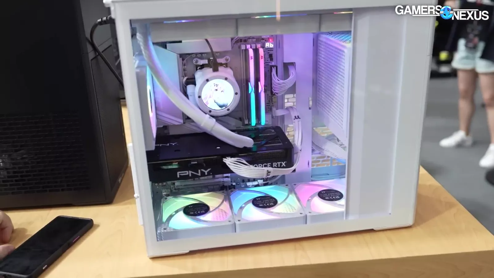 Thermaltake Immersion Cooling, View 390 Air, Minecube Cooler, & TR200 ...